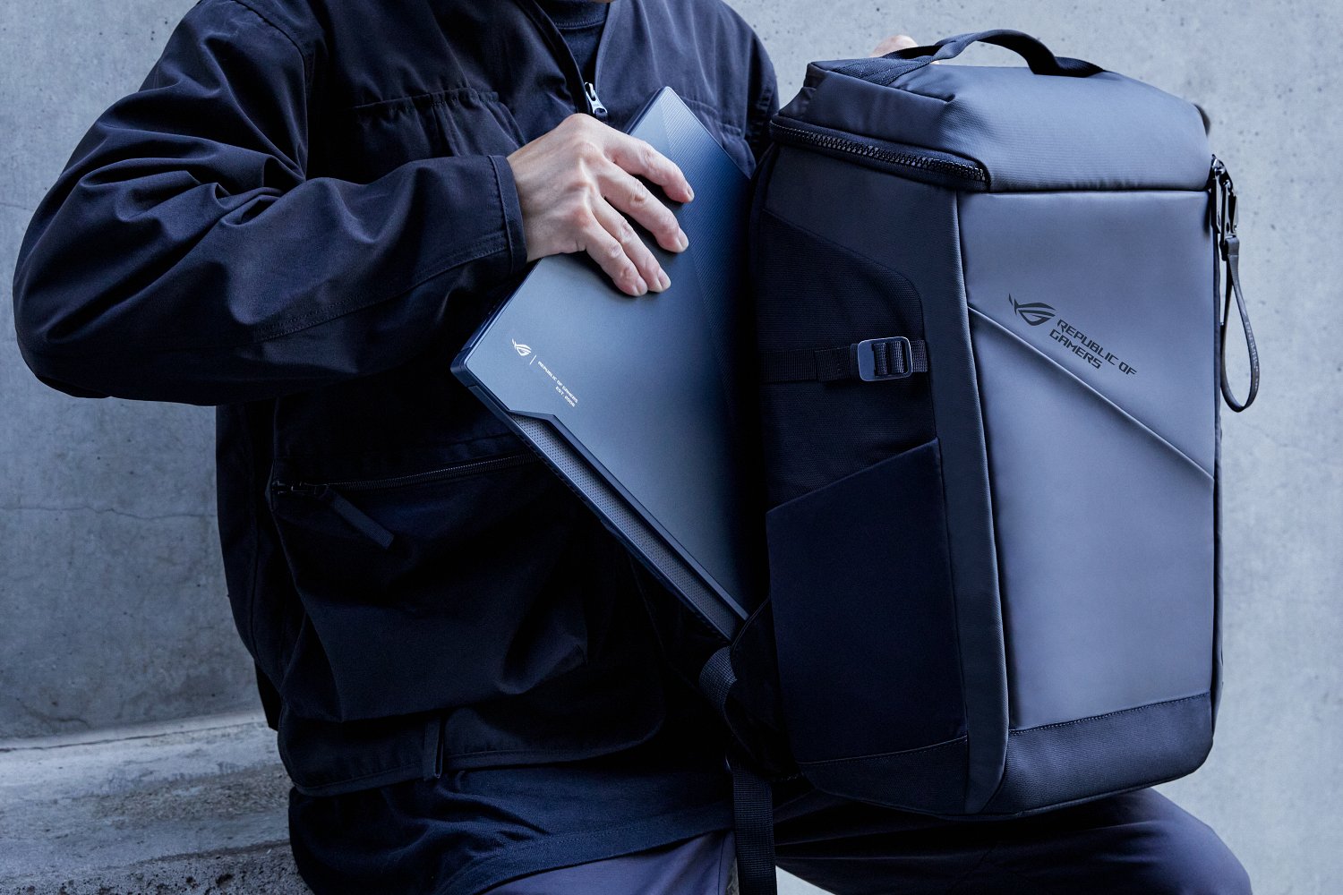 ROG Ranger BP2701: un rucsac pe stilul tău
