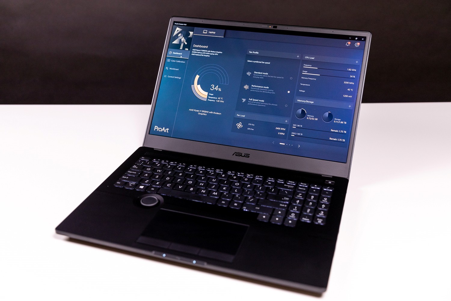 Cum poți administra laptopul în ProArt Creator Hub