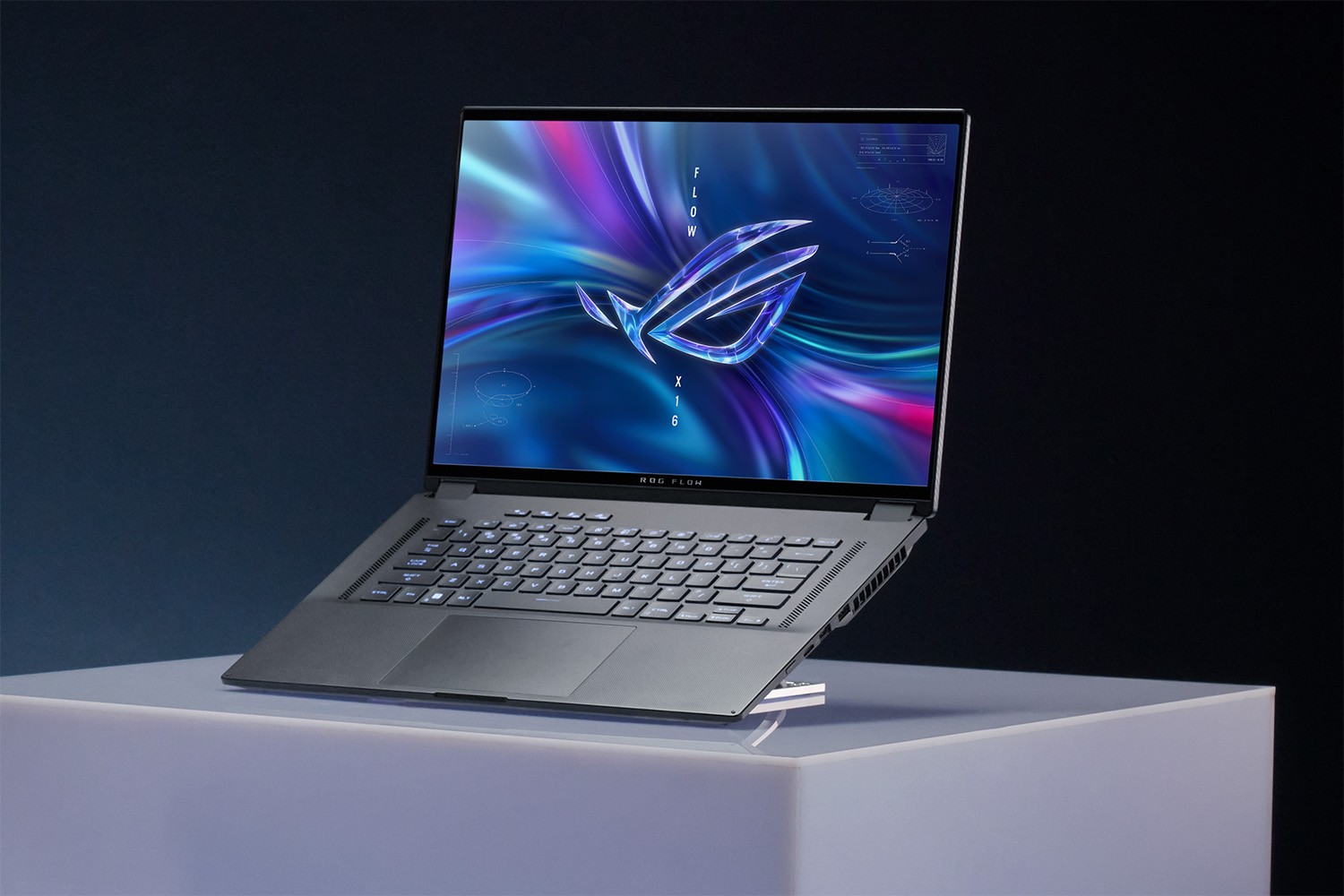 Video unboxing pentru laptopul ROG Flow X16